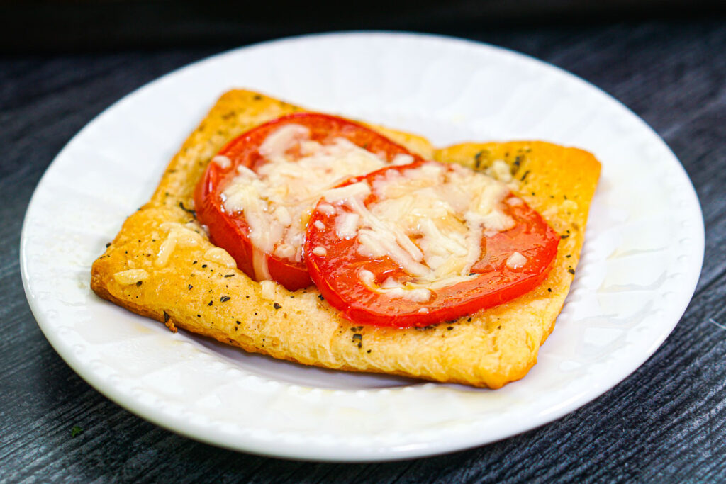 Quick & Easy Tomato Tart using Crescent Rolls & Fresh Tomatoes