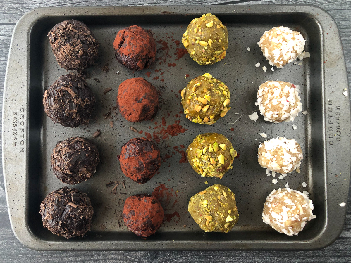 Dried Fruit Balls Recipe - an easy and healthy snack or dessert!