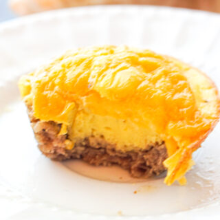 Keto Breakfast Cups with Sausage and Egg - low carb breakfast on the go!