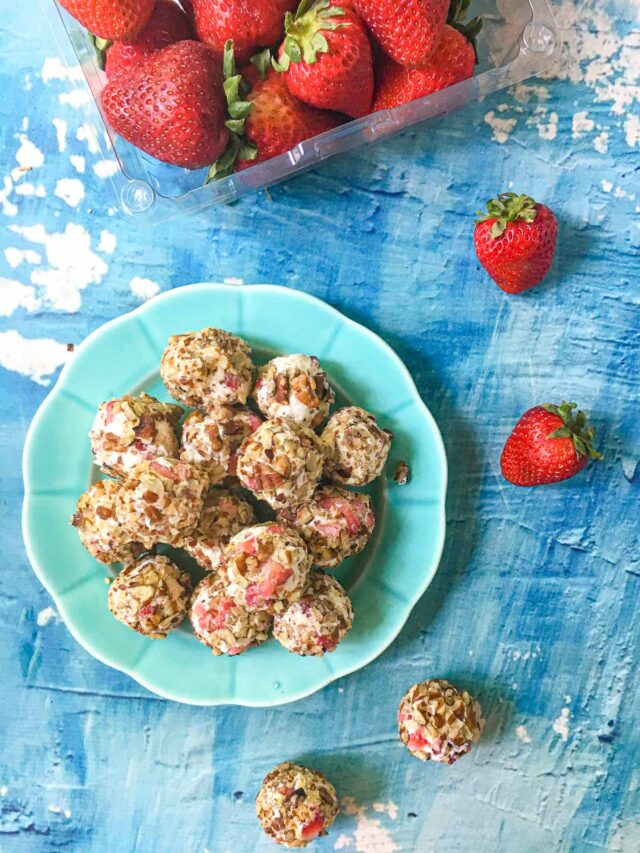 Strawberry Keto Cheesecake Bites Recipe | no bake keto dessert!