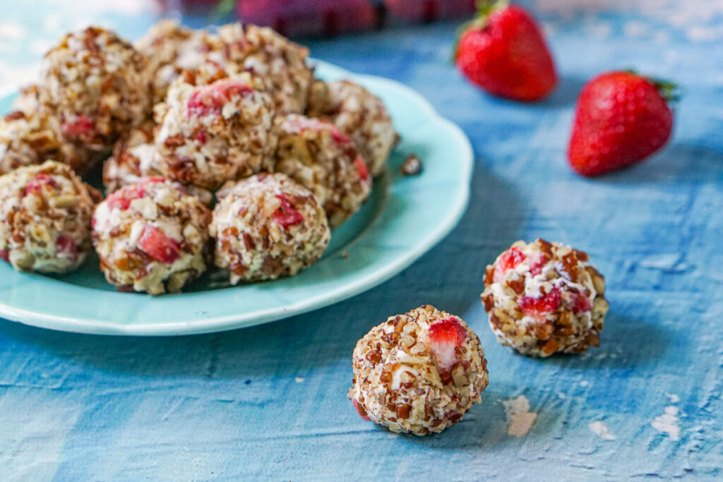 Strawberry Keto Cheesecake Bites Recipe | no bake keto dessert!