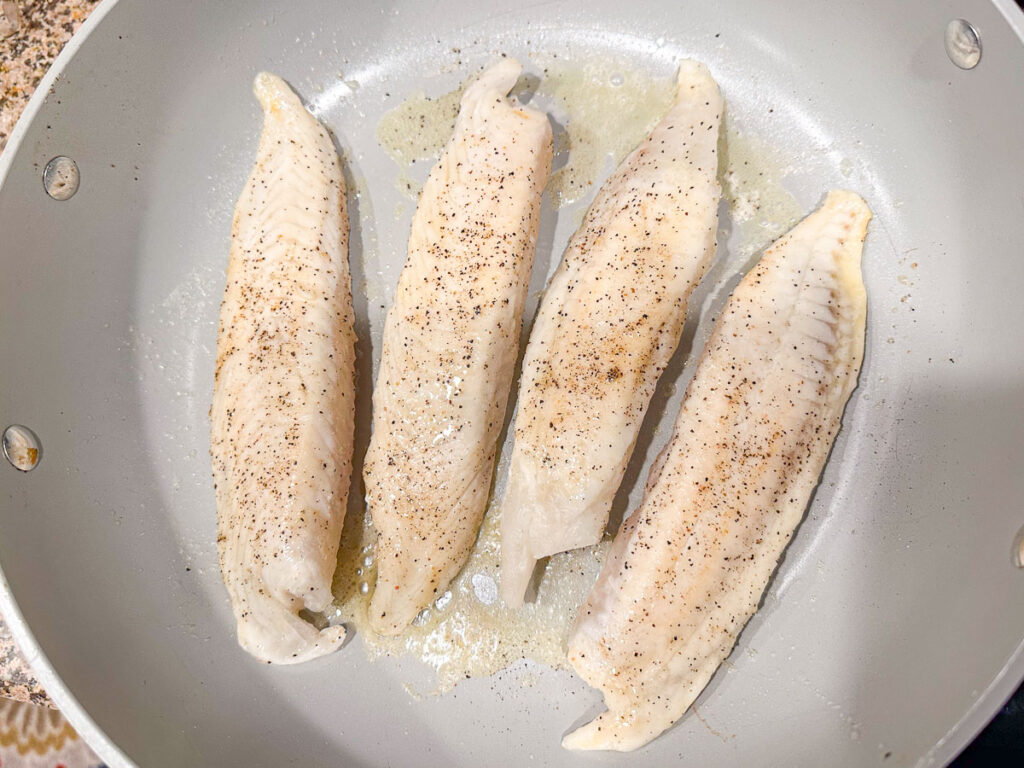 Low Carb Mediterranean Fish Recipe | 20 minute healthy dinner!