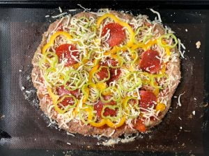 Keto Ground Turkey Crust Pizza Recipe | meatza made with turkey