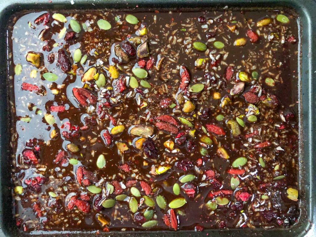Healthy Chocolate Bark - easy low carb, sugar free treat for Christmas!