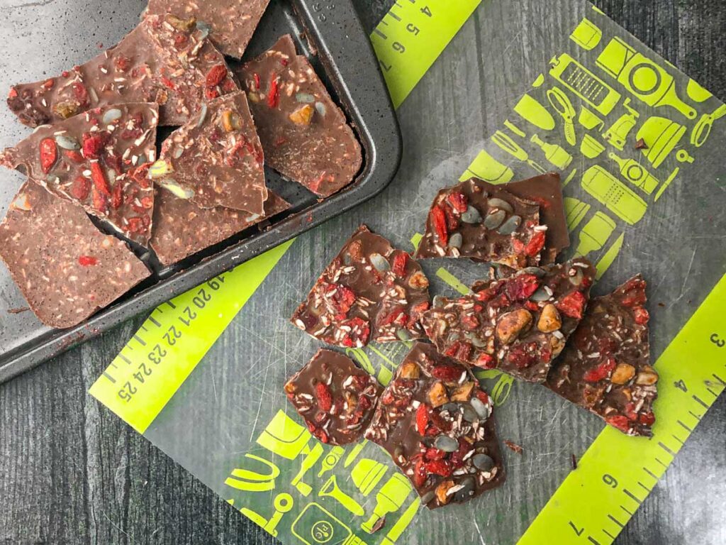 Healthy Chocolate Bark - easy low carb, sugar free treat for Christmas!